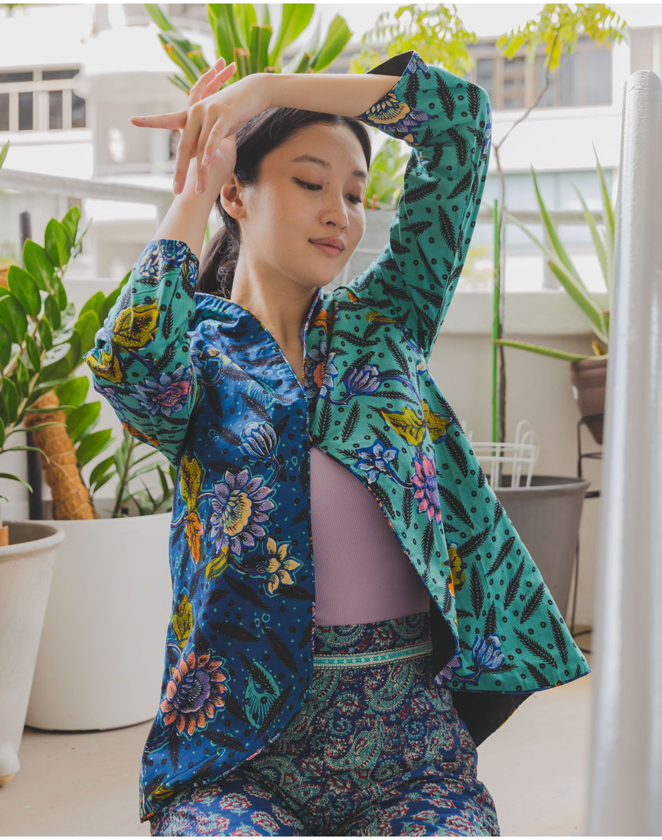 Elaxi Reversible Kebaya